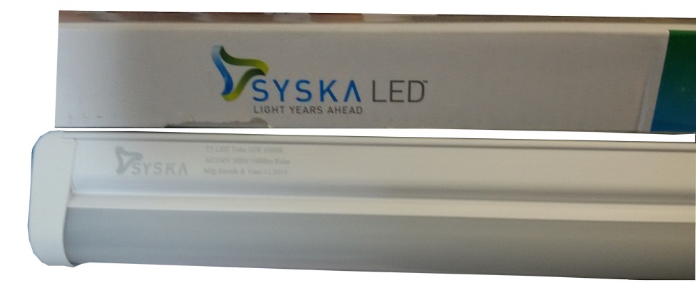 Buy Syska 4W SSK-RA-0401-N T5 LED Tube Light with Fitting online.